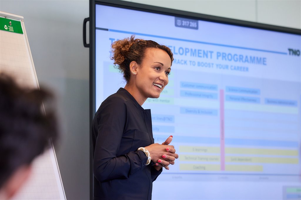 Vacancy Internship | Exploiting attention to streamline the training of ...