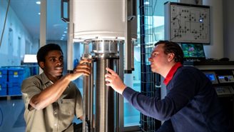 Creating better quantum devices and materials | TNO