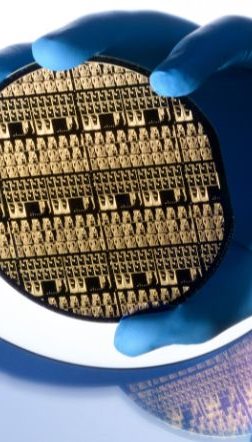 Industrial photonic chip factory in Eindhoven launched