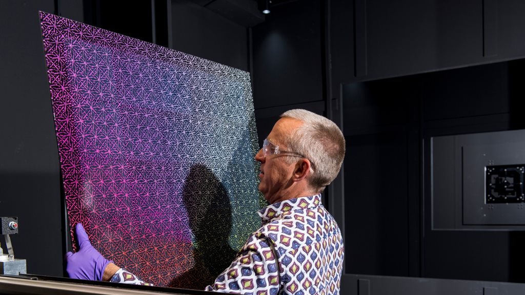 TNO's view of 2030: using every surface for solar power generation